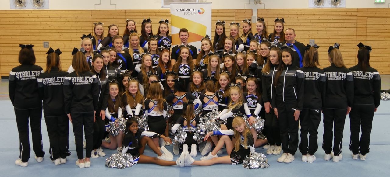 Starlets Cheerleader – One Team – One Heart – One Family